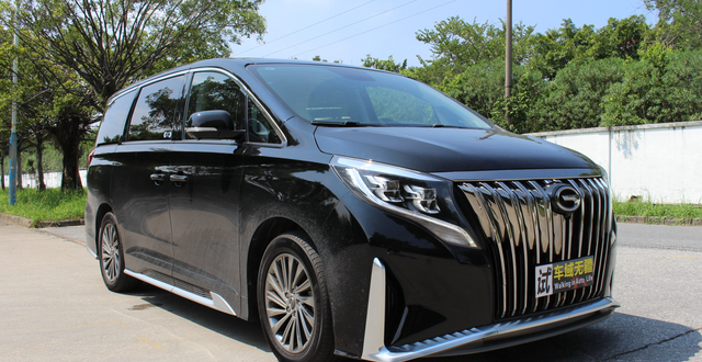 试驾“中国版埃尔法”：20万的传祺M8，凭啥成最火国产高端MPV？_腾讯新闻