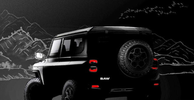 北汽BJ212终迎换代，56年戎马告一段落，新款能挑战坦克300吗？_腾讯新闻