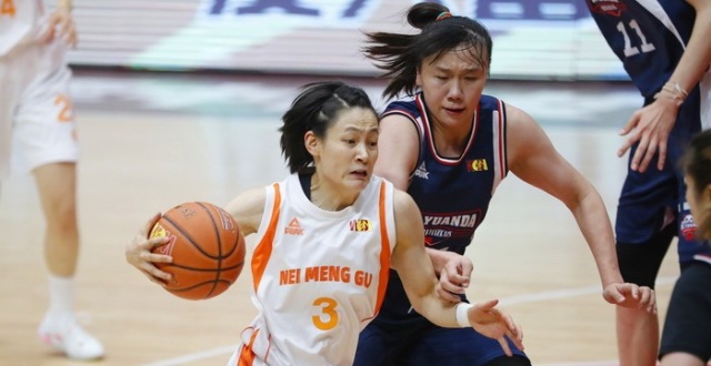 双冠王！内蒙古农信女篮卫冕2021-2022赛季WCBA总决赛冠军_腾讯新闻