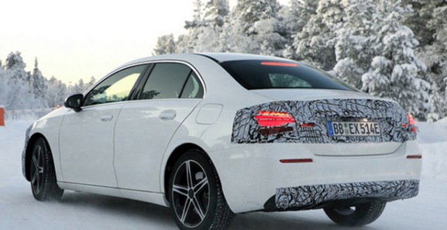 奔驰5款新车曝光，1.5T的GLC来了，尺寸加长，还有7座_腾讯新闻