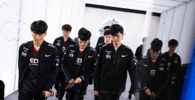 S11八强分组确定，LPL上上签，LCK下下签，内战已成定局_腾讯新闻