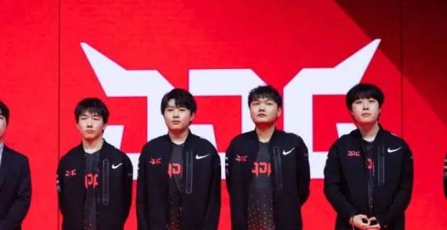 【赛后返图】“披荆斩棘”——2022.01.14 JDG vs RNG_腾讯新闻