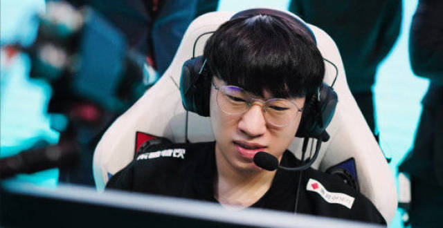 不负至臻全华班之名？Doinb：RNG给我们的压力比去年还大_腾讯新闻