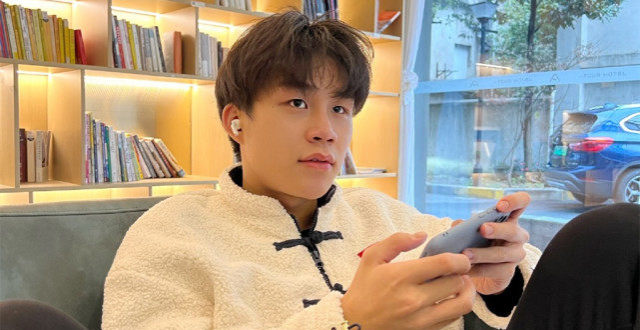 DYG老队员仅剩小义一人，萧玦、易瞳遭雪藏，Giao离队_腾讯新闻