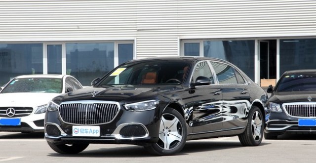 最强豪华座驾迎来挑战？迈巴赫S480、A8L霍希版的气场比拼_腾讯新闻