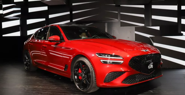 25万级后驱，凯迪拉克CT5不是唯一选择？捷尼赛思G70才是真爱！_腾讯新闻