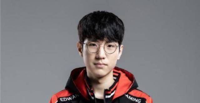 “不怕被LCK网友喷”，Ray公开发文力挺：希望EDG可以夺冠！祝他们有好运_腾讯新闻