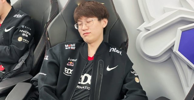 LOL唯一全满贯超越Faker！EDG夺冠Meiko成LPL第1人，荣誉无人能及_腾讯新闻
