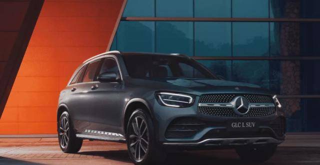 冤家路窄！奔驰GLC对比奥迪Q5L，豪华中型SUV谁更强？_腾讯新闻