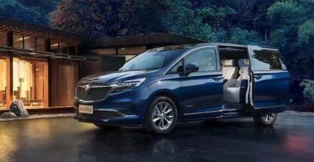 豪华MPV“瑜亮之争”：埃尔法 VS GL8艾维亚购买推荐_腾讯新闻