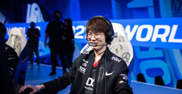 EDG夺冠最感谢的是WE？茂凯发布心路历程，与DK打了34场训练赛_腾讯新闻