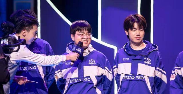 eStar3-1完胜XYG，花海赛后采访：XYG手法很强，给我们的压力很大_腾讯新闻