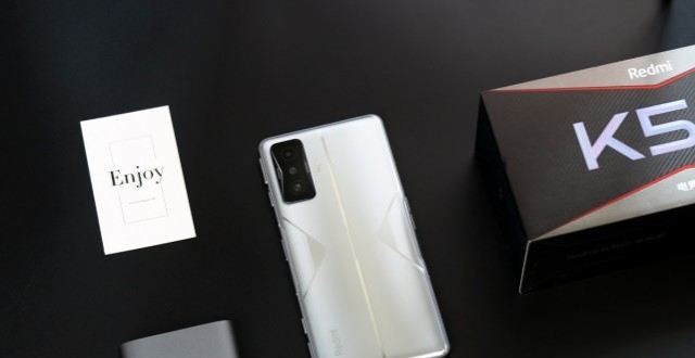 最真实的红米K50电竞版体验报告：3299买Redmi值得吗？_腾讯新闻