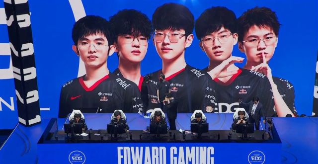 EDG“传奇中单”有望回归！PawN直言想当教练，再培养一个好中单_腾讯新闻