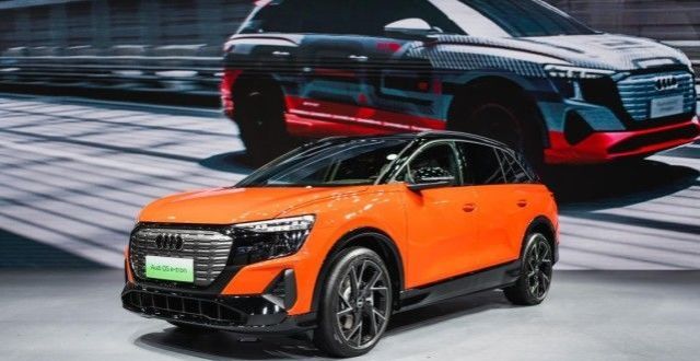 实拍上汽奥迪Q5 e-tron：犀利造型＋数字座舱，MEB平台拒绝油改电_腾讯新闻