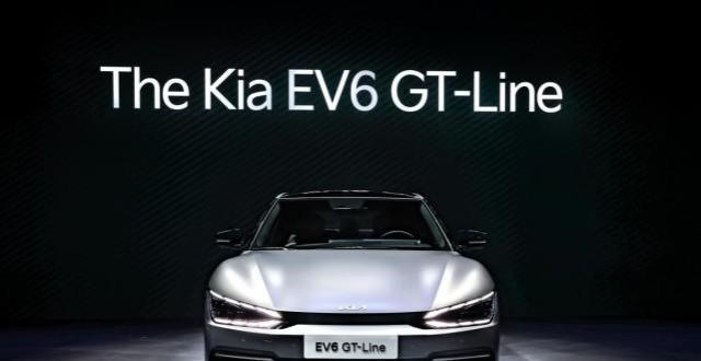 2021广州车展丨3.5秒破百，续航600km，TA会是下一个爆款吗？_腾讯新闻