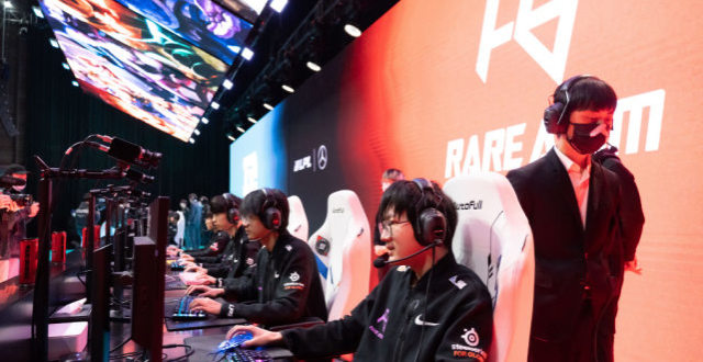 Leyan掌控野区，RA爆冷双杀RNG，前IG悍将点名Wei_腾讯新闻