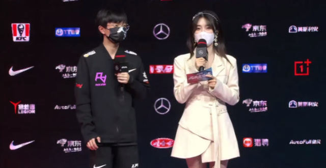 我们从未想过能够赢下RNG！Iboy用10个字点名RNG，粉丝扎心了_腾讯新闻