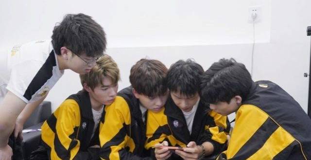 kpl：MTG与DYG迎来排名关键战，狼队蓄势待发，能否成功复仇GK？_腾讯新闻