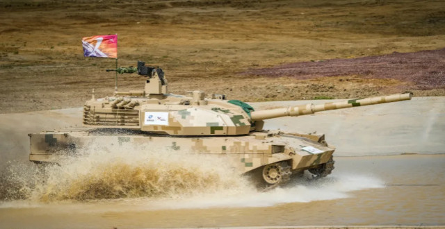 能打爆印度T-90S？孟加拉国喜提中国产VT-5坦克，增强陆军战力_腾讯新闻