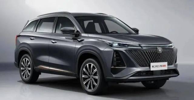 图文丨8年销量超150万辆，长安第二代CS75PLUS为何这么畅销？_腾讯新闻