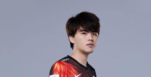 LPL春季赛3月4日首发名单，Lwx、Crisp场上对垒_腾讯新闻