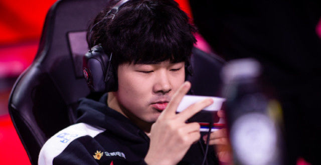 KPL：MVP榜被御三家包揽，estar狼队各占两席，他代表AG成榜首！_腾讯新闻