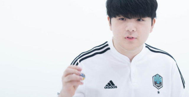 DK状态大不如前 Canyon向kkoma袒露心声：我没有信心了_腾讯新闻