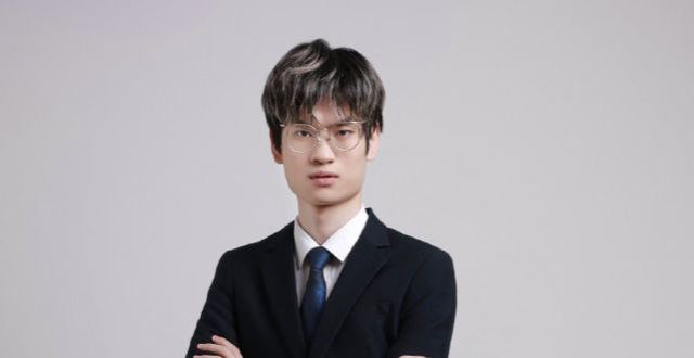 Rxy主动卸任KSG主教练，estar初代队长不会执教，火爆猴一胜难求_腾讯新闻