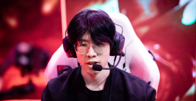 “UZI和THESHY卷入舆论漩涡”！LPL爆发3个节奏，Doinb的话应验了_腾讯新闻