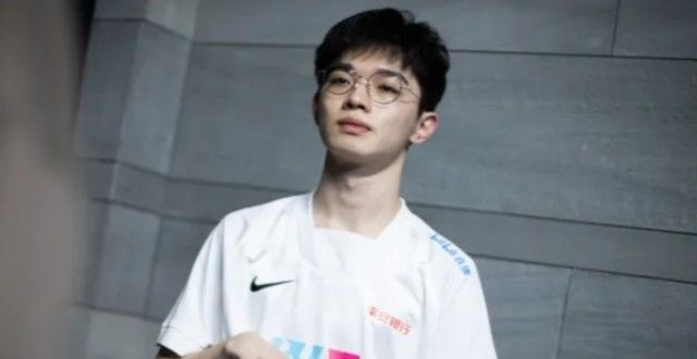 Doggo接受赛后采访，连续两次嘲讽uzi，证实uzi已经离开基地_腾讯新闻