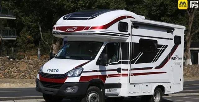 瑞弗V820-6.5版房车，大承载大水大电，满足长时间长距离使用_腾讯新闻