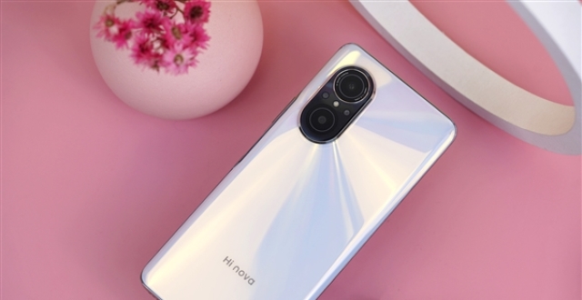 一亿像素AI四摄！Hi nova 9 SE开箱图赏_腾讯新闻