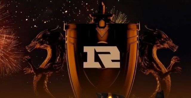 RNG就是春季赛的神！Doinb巨吹RNG：小虎就是第一中单_腾讯新闻