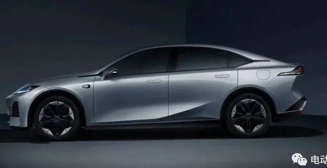 长安深蓝C385，中国首款氢能电轿，加氢3分钟，续航700km_腾讯新闻