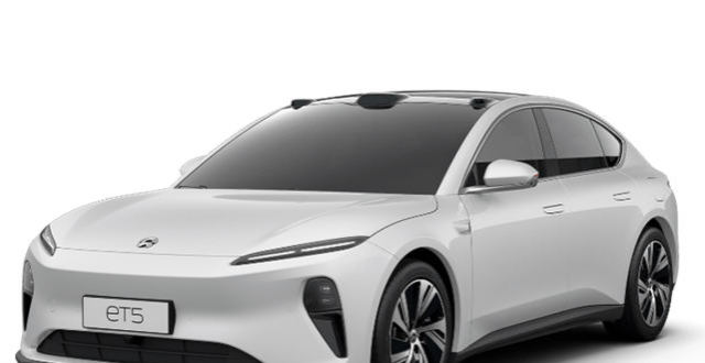 700km续航，百公里加速4.3秒，蔚来ET5香不香_腾讯新闻