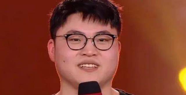 “Uzi将离开BLG，与369成为队友”，LPL知情人士：JDG已经签约Uzi_腾讯新闻