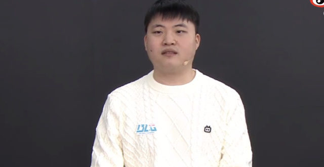 Uzi下赛季何去何从！957：一定会继续打！去哪里没有消息！_腾讯新闻