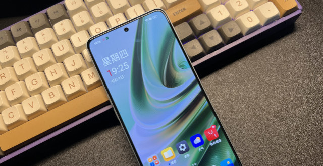 同是2499起！OPPO K10 Pro和一加ACE怎么选？_腾讯新闻