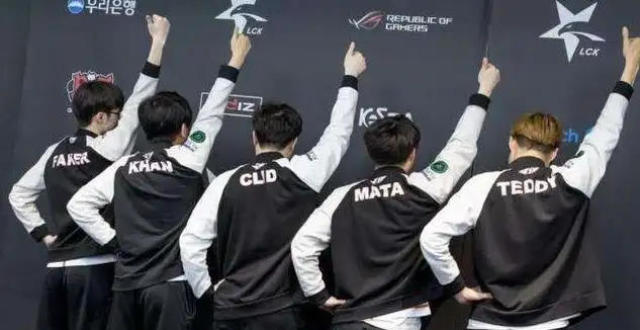 1557到底有多难？RNG对阵PSG，14分钟领先1w经济都没法平推！_腾讯新闻