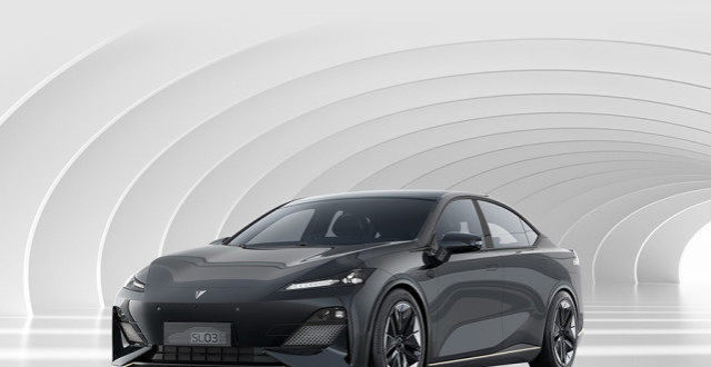 长安深蓝SL03：誓要开创15-30万级电动车蓝海市场_腾讯新闻