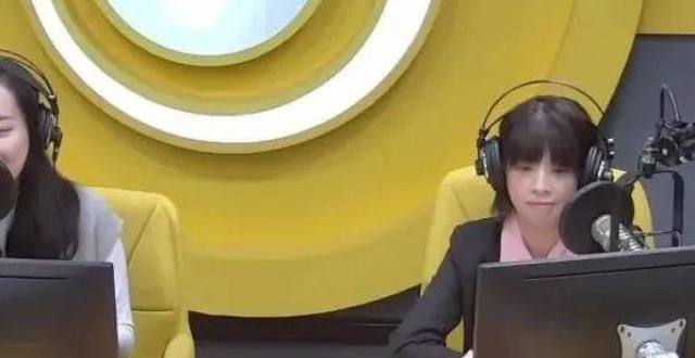 FM102.7内江交通广播“校园之声”第二期——内江市第十小学做客直播间_腾讯新闻