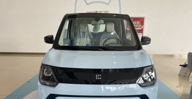 风光MINIEV实车曝光 续航里程180公里_腾讯新闻