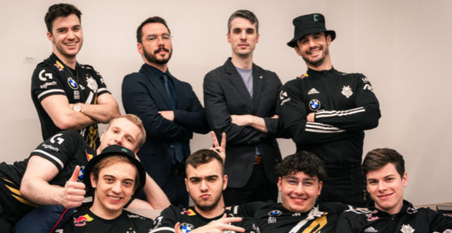 太搞了！G2鞭尸RNG，点名提到S8！现场和RNG的椅子碰拳_腾讯新闻