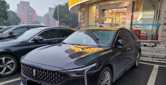 2.0T＋6AT，正宗B级掀背车！比思域还亲民，是红旗近亲_腾讯新闻