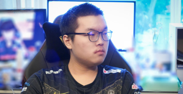 Joker：RNG虽说稳进决赛但也不能太乐观，阿Bin现在的问题很大_腾讯新闻