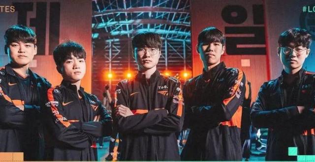 光速下班！半决赛G2遭横扫！RNG时隔3159天再遇T1_腾讯新闻