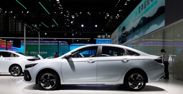 油耗3.8L的帝豪L Hi·X，吉利再添新能源爆款_腾讯新闻