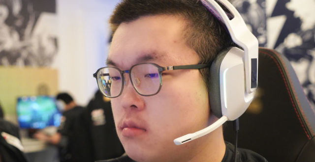 这才是春季赛FMVP！Bin哥无解格温，RNG先下一城_腾讯新闻