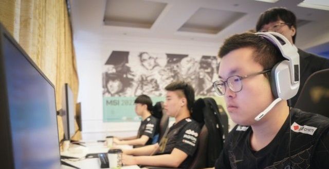 2022MSI季中赛关键词梳理：线上赛，釜山图书馆，三冠王！_腾讯新闻